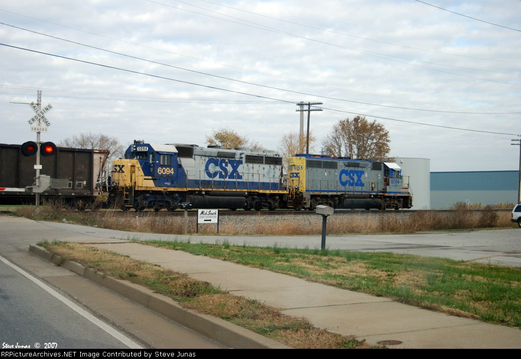 CSX 6064,6094 J756 Leaves Memphis Junction